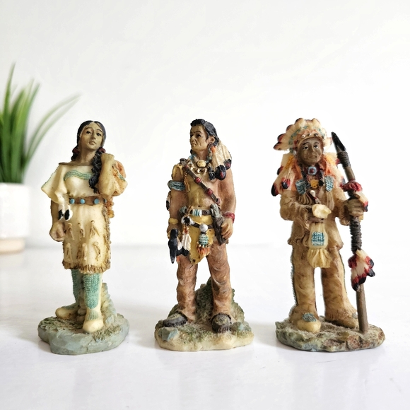 Accents | Set Of 3 Native American Male And Female Collectible Resin ...